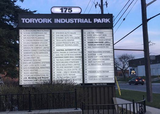 Custom Digital Pylon Signs Toronto | Sings Expres